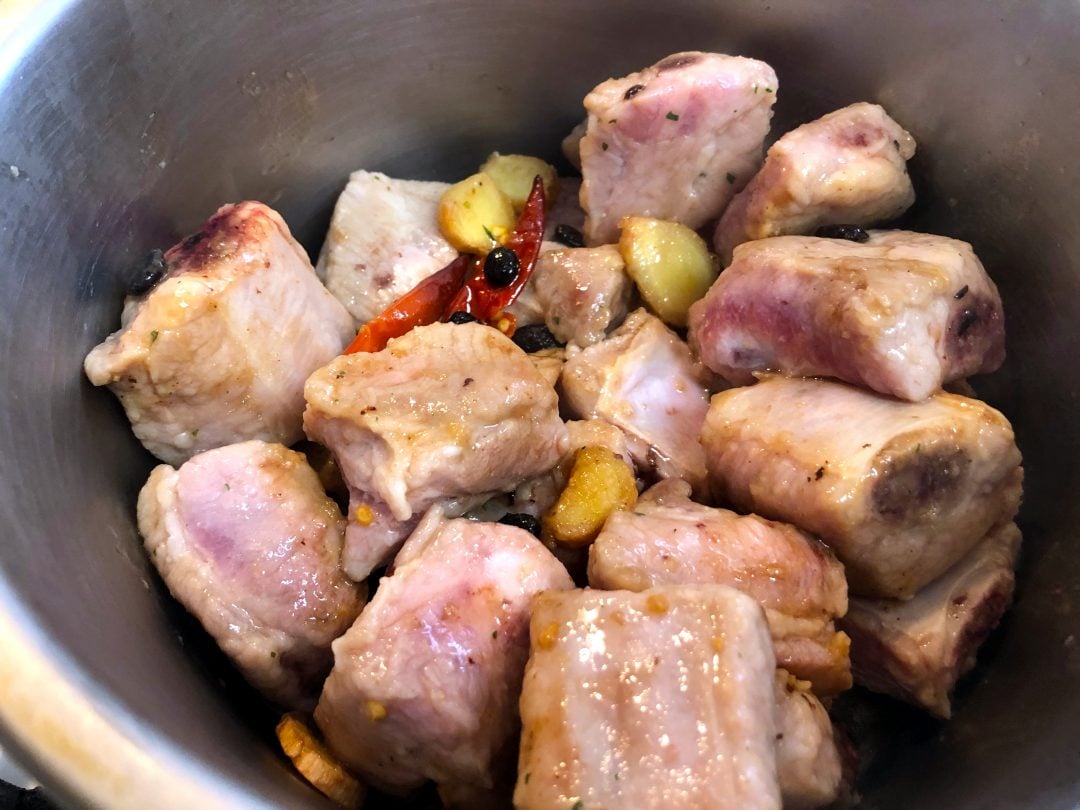 Chinese Steamed Spare Ribs (with Black Beans)