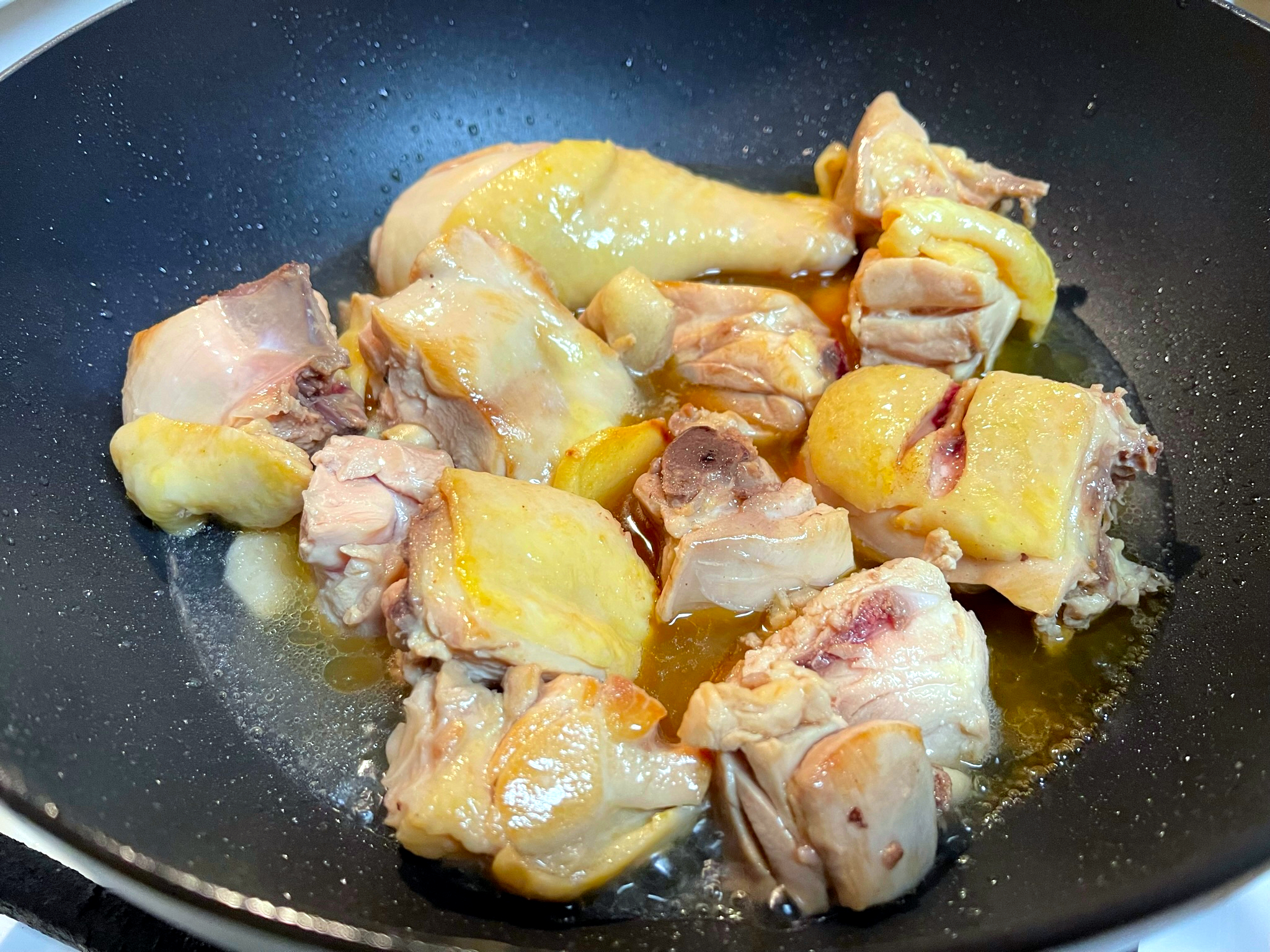 Sesame Oil Chicken (Ma You Ji 麻油雞) - Stew or Soup Style • Oh Snap! Let ...