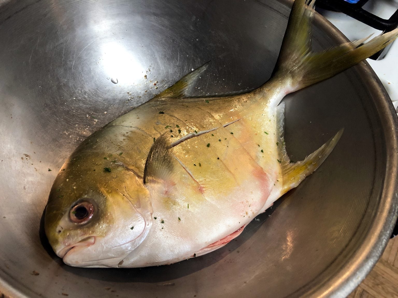 Crispy Pan Fried Pomfret (or Pompano) • Oh Snap! Let's Eat!