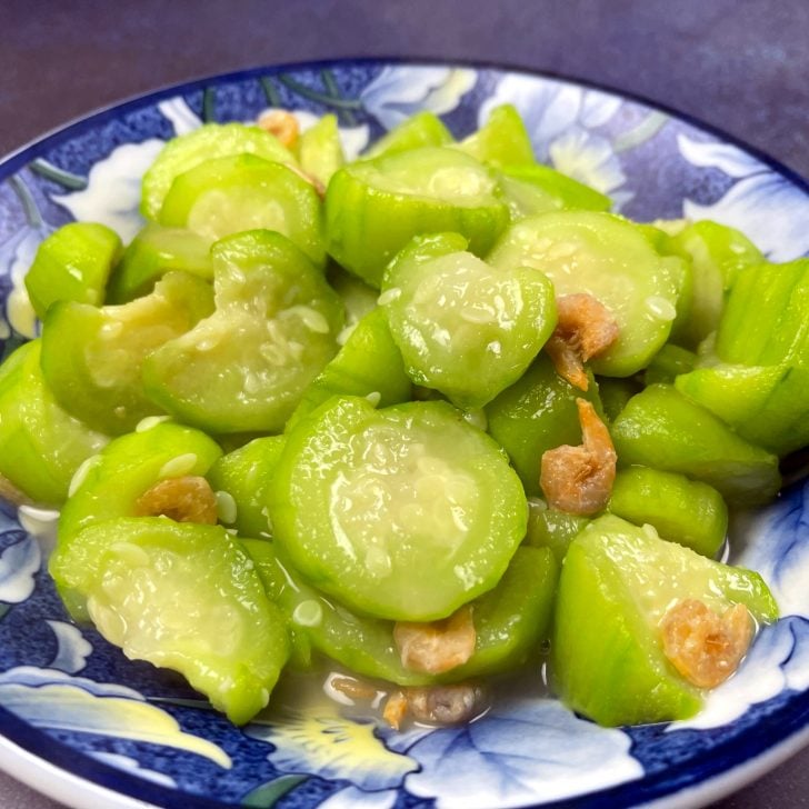 Stir Fry Luffa Gourd (Silk Melon, Si Gua) • Oh Snap! Let's Eat!