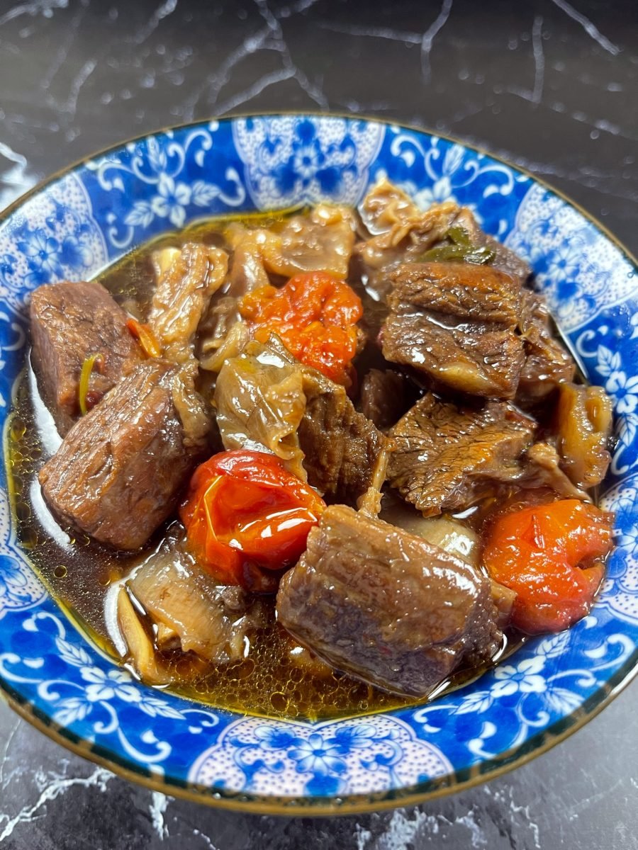 Red Braised Beef (Hong Shao Niu Rou) • Oh Snap! Let's Eat!