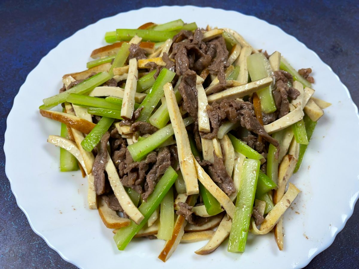 Chinese Celery and Dried Tofu Stir Fry with Pork or Beef • Oh Snap! Let ...
