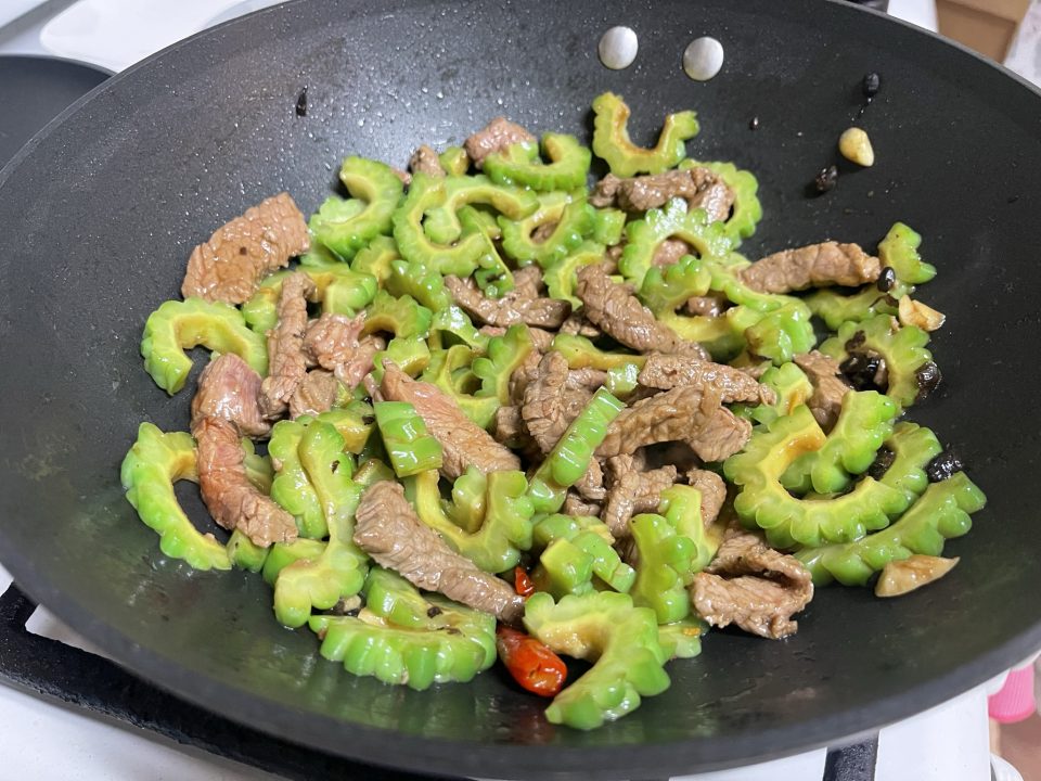 Beef with Bitter Melon Stir Fry • Oh Snap! Let's Eat!
