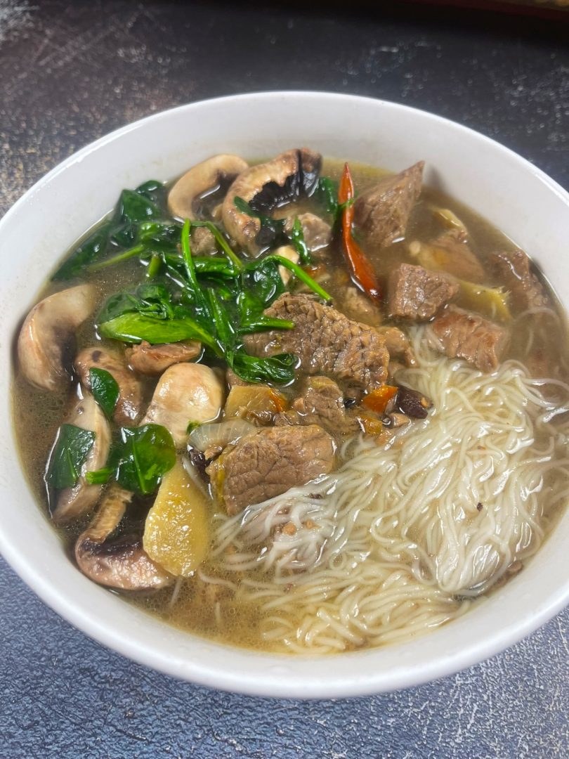 Light Chinese Beef Stew (Clear Broth Style 清燉牛肉) • Oh Snap! Let's Eat!