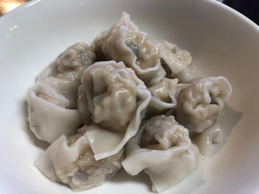Spicy Wontons in Chili Oil (Hong You Chao Shou) • Oh Snap! Let's Eat!