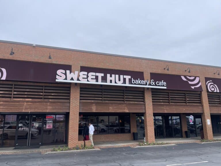 Sweet Hut: A Go-To Asian Bakery & Dessert Café for Drinks, Pastries ...